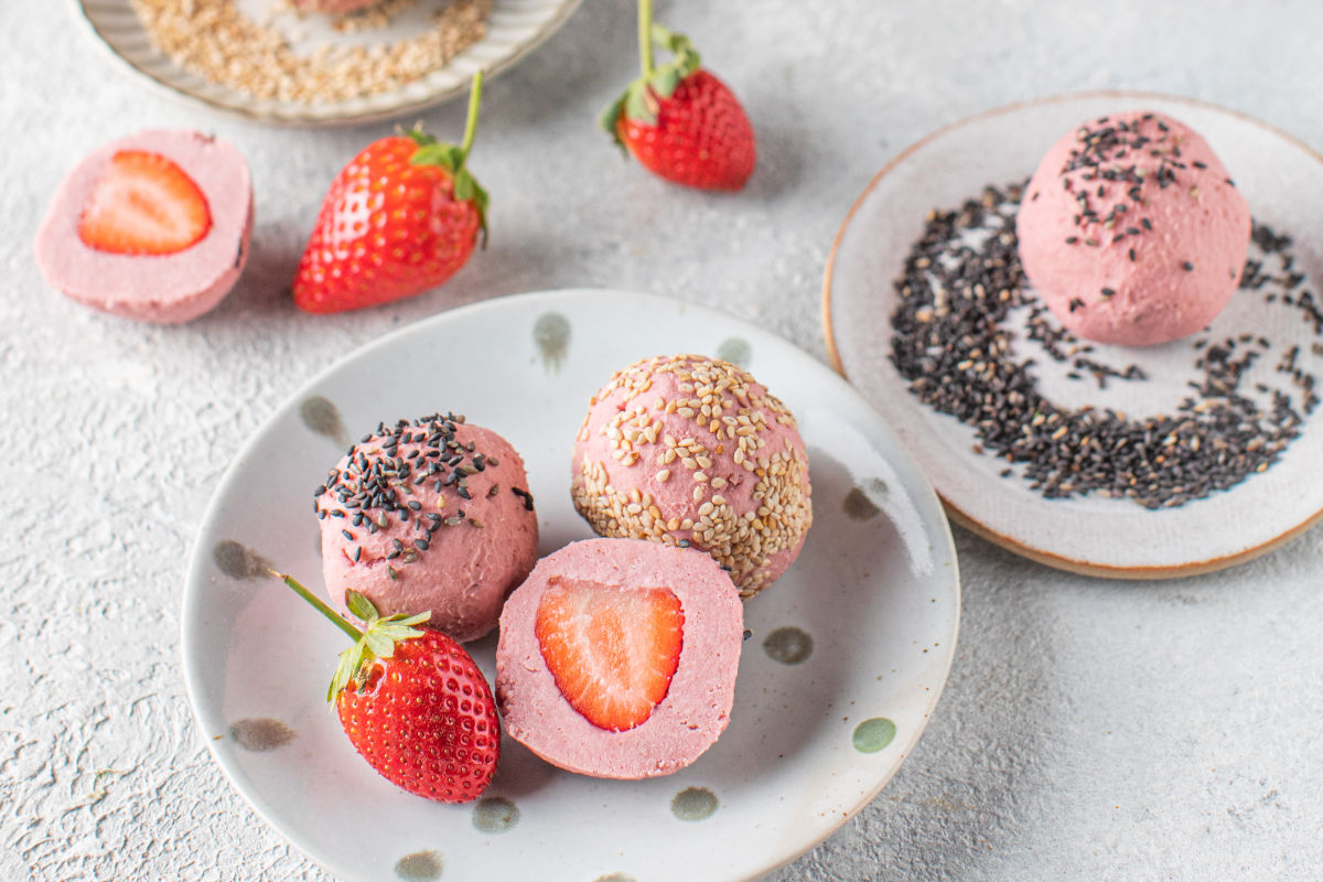 Découvrez notre recette facile de Mochi à la Fraise